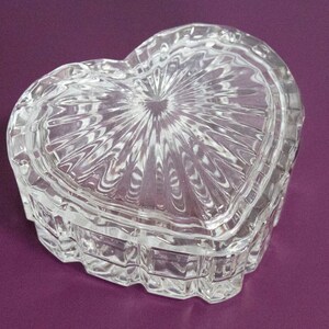 Vintage Clear Glass Heart-shaped Box - Etsy
