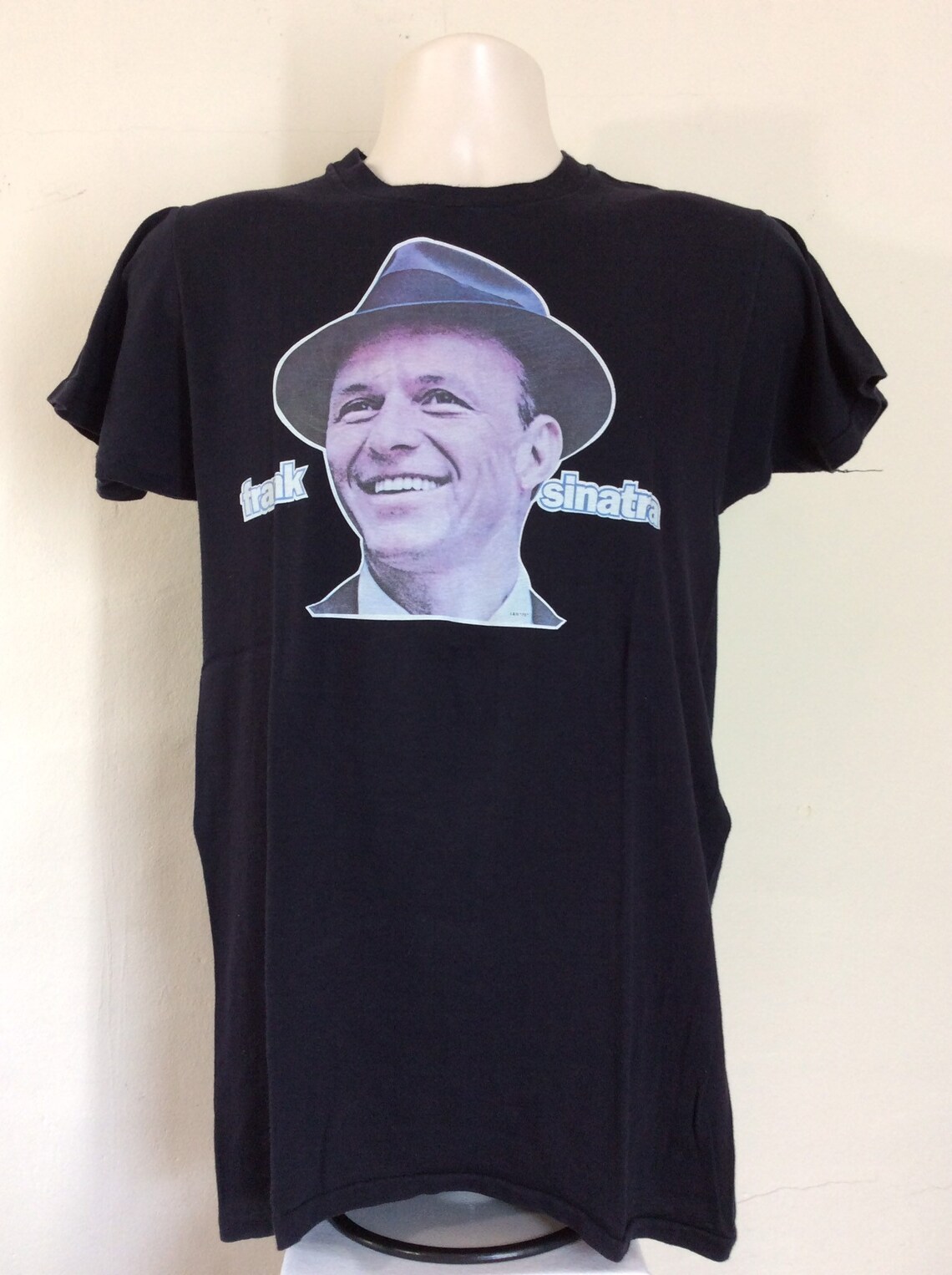 Vtg 1975 Frank Sinatra T-shirt Black 70s Singer Crooner Big | Etsy