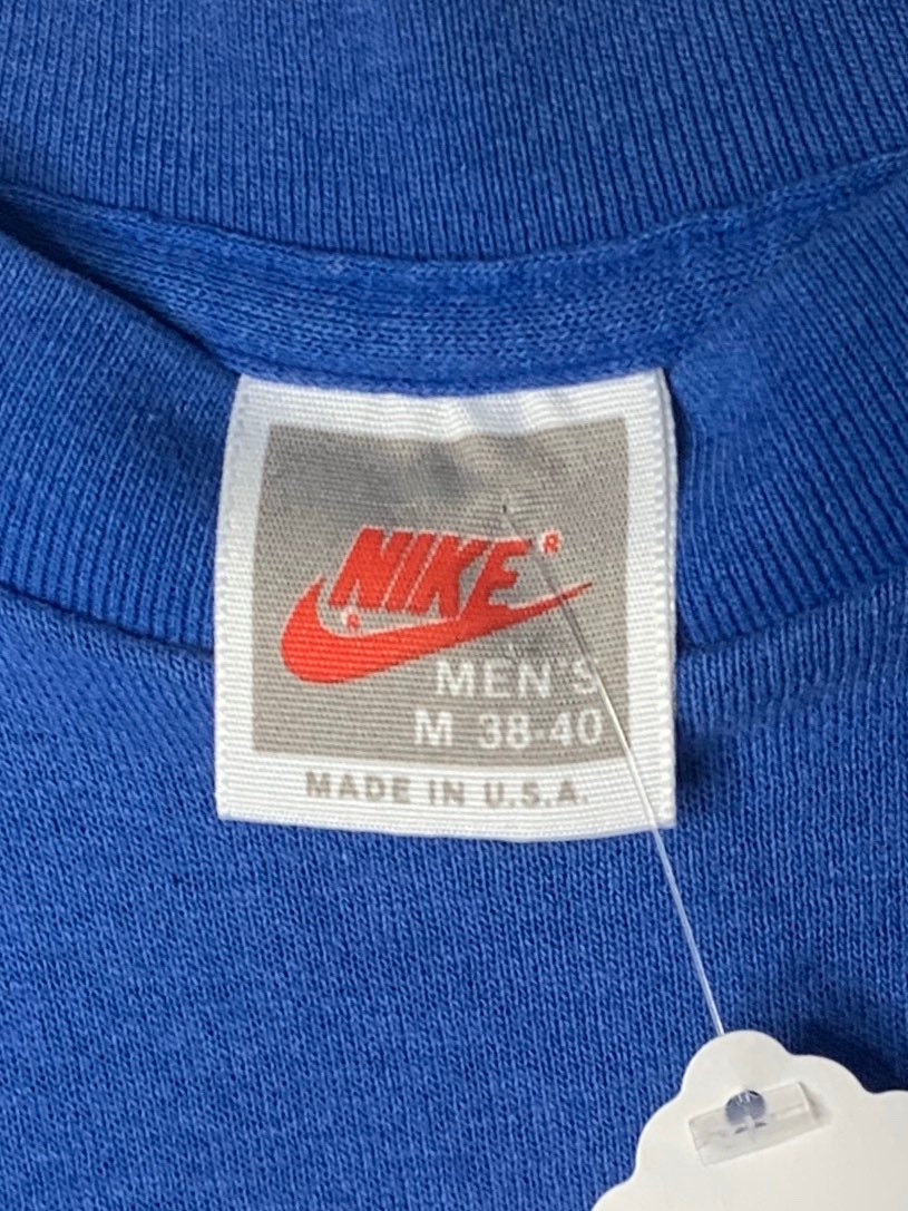 Vintage Nike Grey Tag T-Shirt Sz. Medium | Etsy