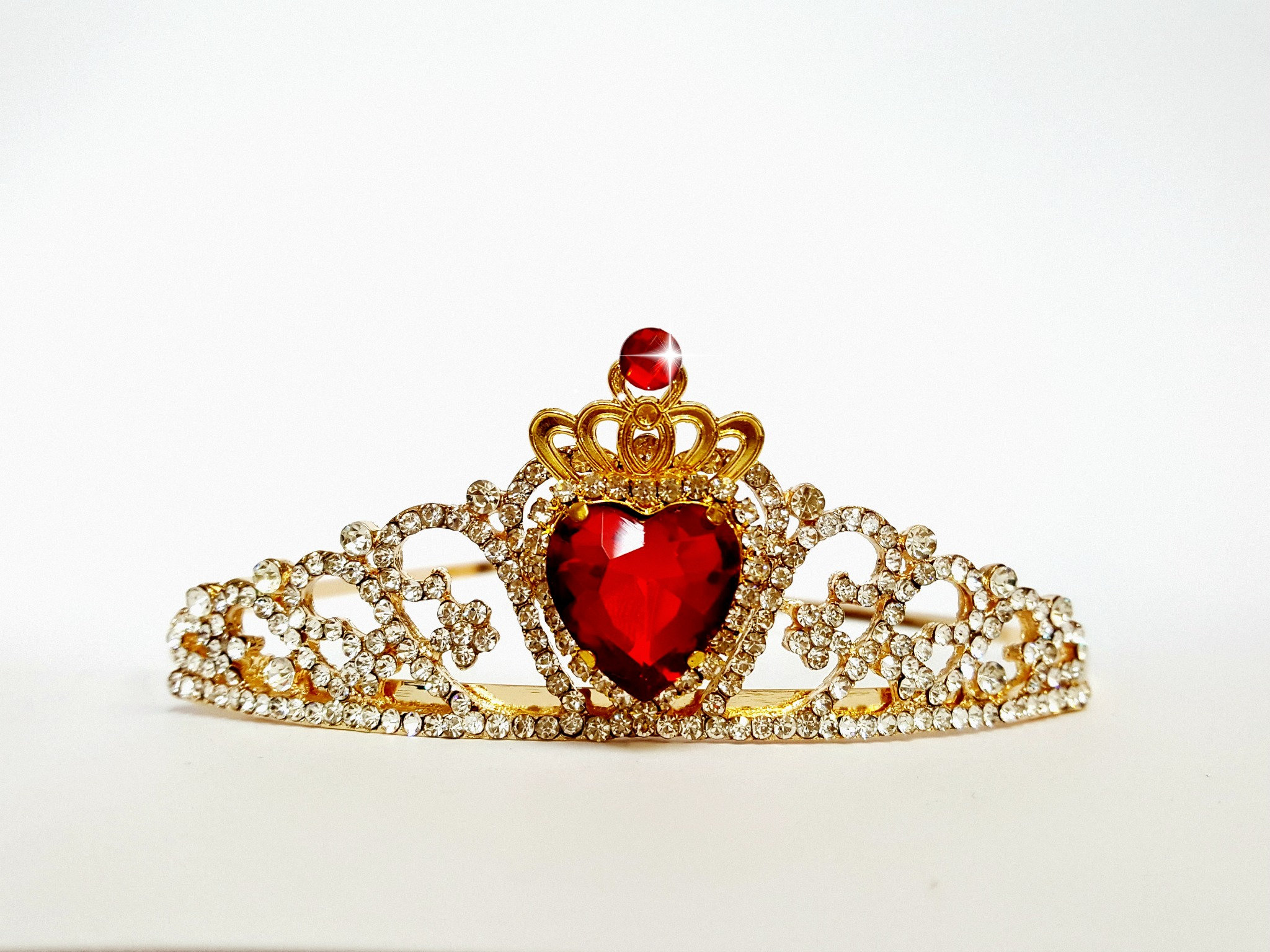 SALE Red Heart Crown Evie Descendants 3 Crown Disney | Etsy