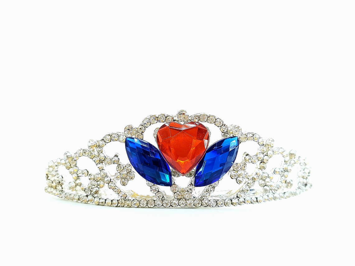 SALE !!!! Red Heart Crown Evie Descendants 3 Crown, Disney Descendants ...