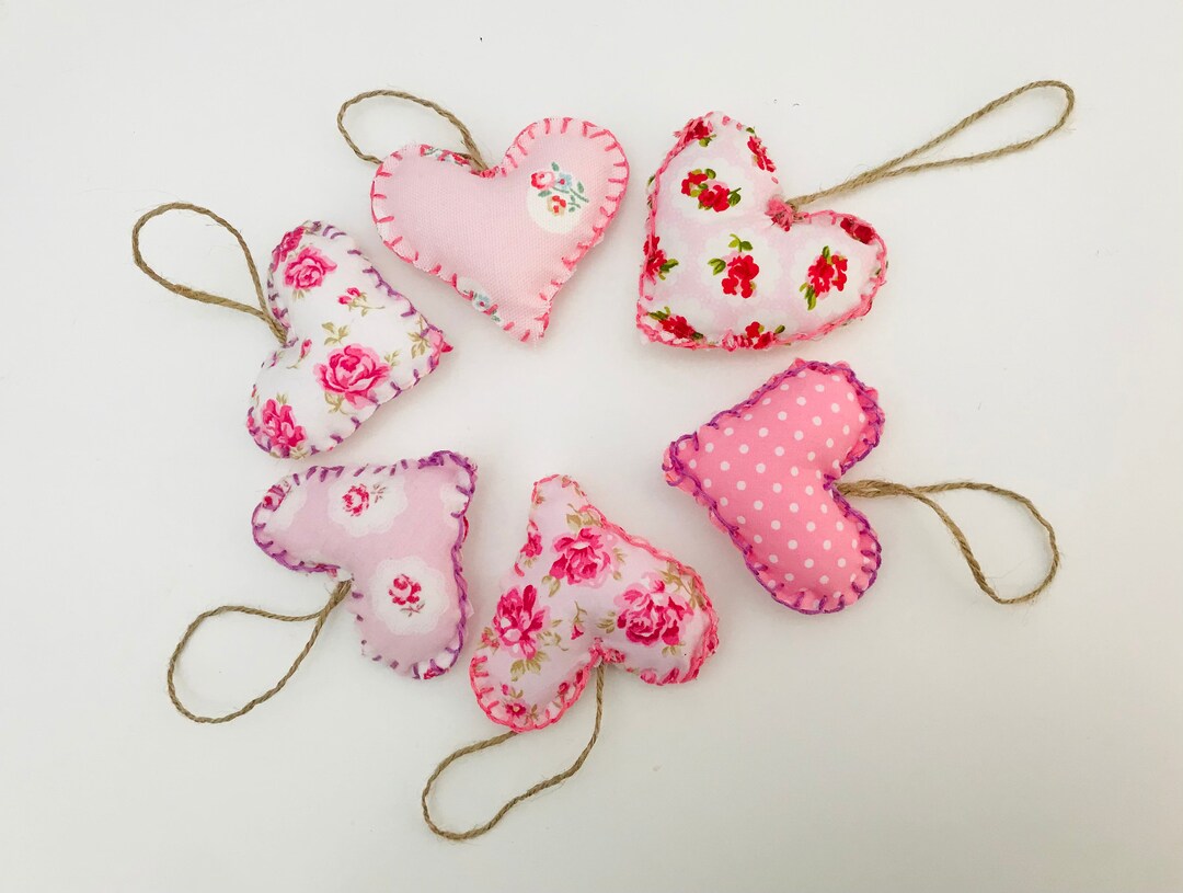 Handmade Fabric Hanging Hearts - Etsy.de
