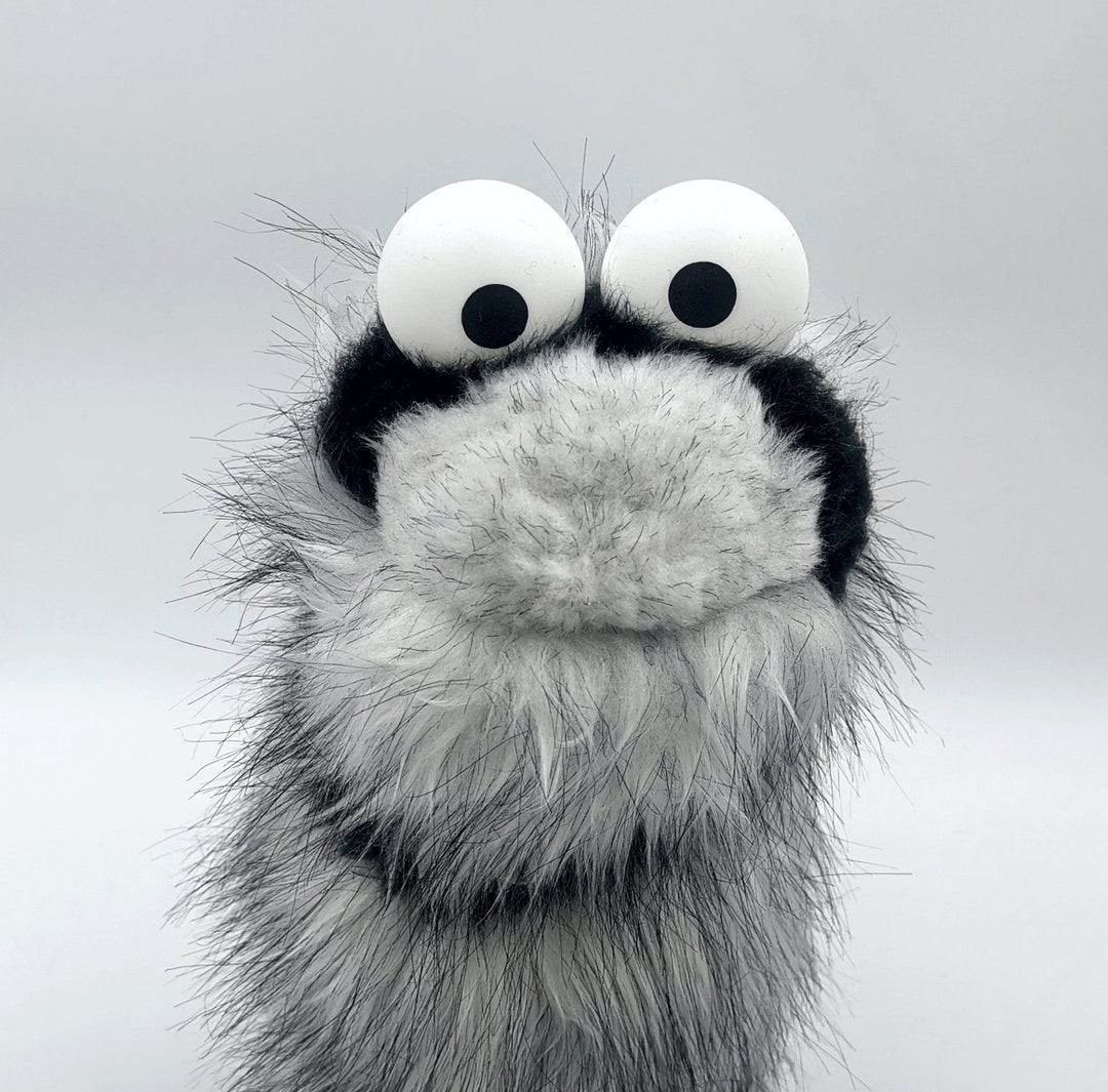 Little Gustav, a Muppet Who Likes to Move It, Knows King Julien, for ...