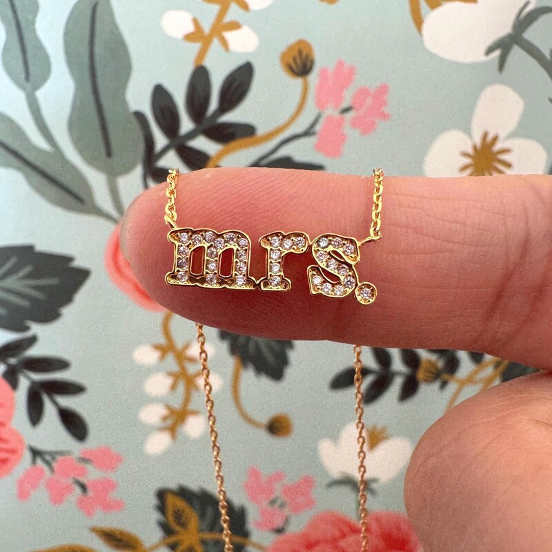 Mrs Necklace - Etsy