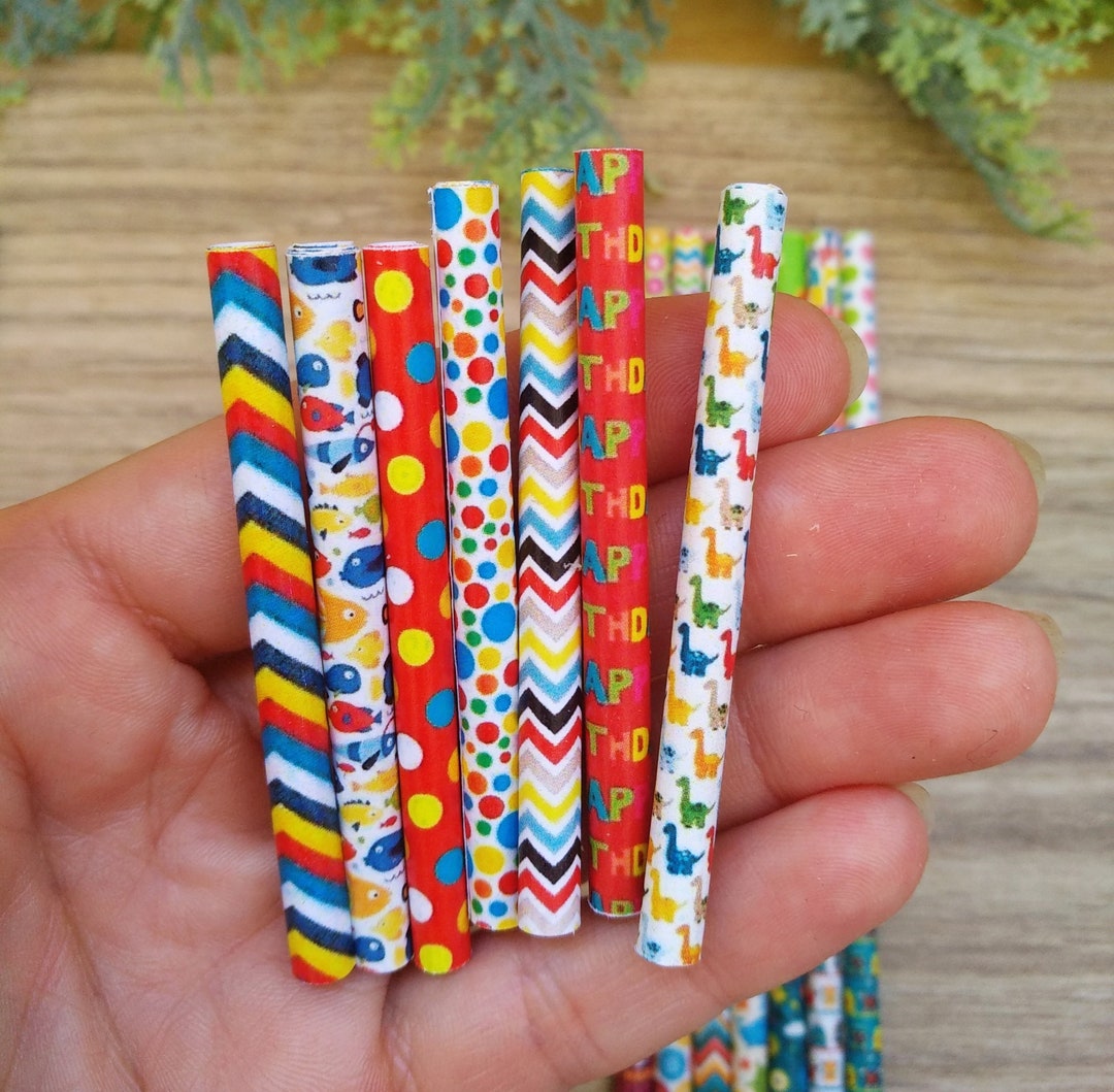 Miniature Wrapping Paper 1:12 Set of 7 Pieces, Dollhouse Wrapping Paper ...