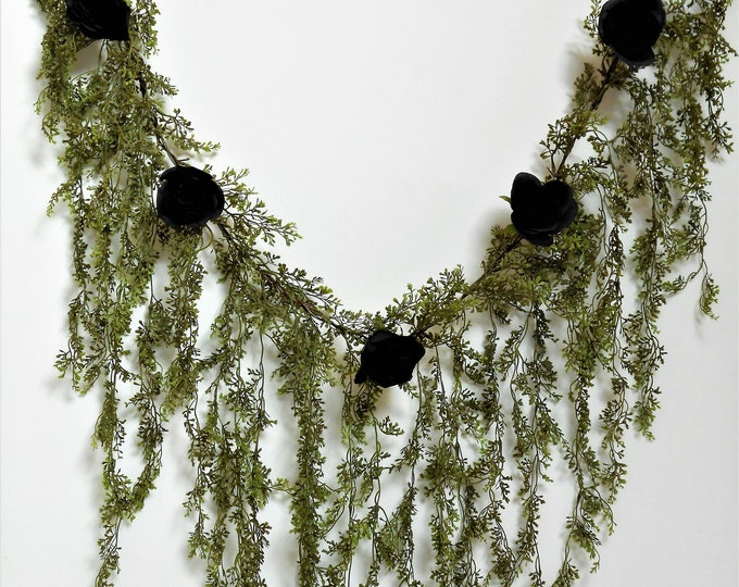 Black Rose Garland / Jasmine Greenery Garland / Moody Gothic - Etsy