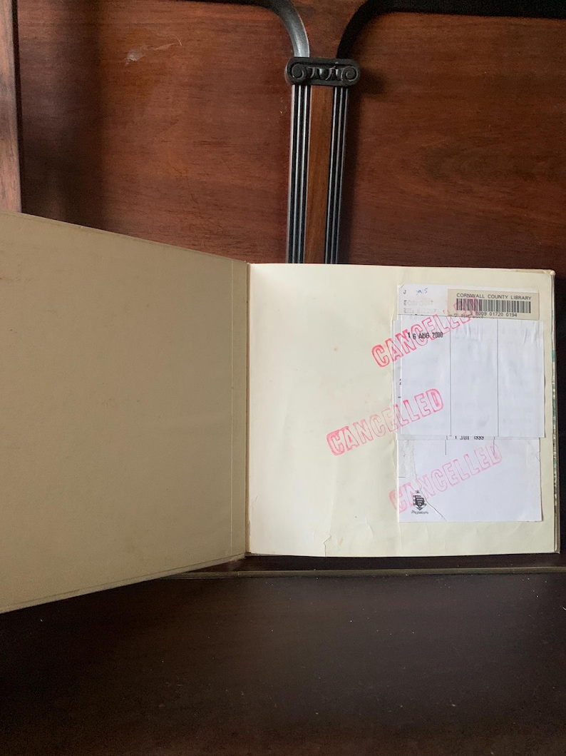 Vintage, 1992, Lucy and Tom at the Seaside, Shirley Hughes, Illustrated ...