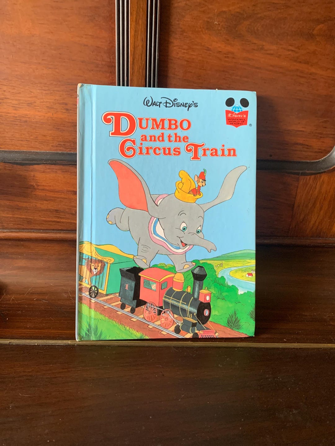 Vintage 1982 Disney Dumbo And The Circus Train Hard Back Children