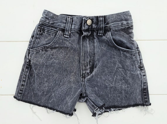 Kids -21 inch waist -----Wrangler Vintage cut off … - Gem