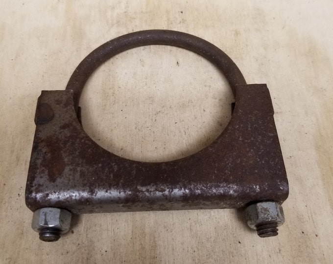 Industrial Rusty 3 Inch Steel Pipe Clamp, Repurpose, Art Craft Projects ...