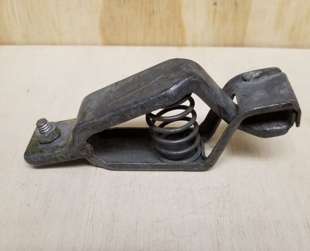 Large Industrial Rustic Alligator Clip, Salvage Parts, Craft Supplies ...
