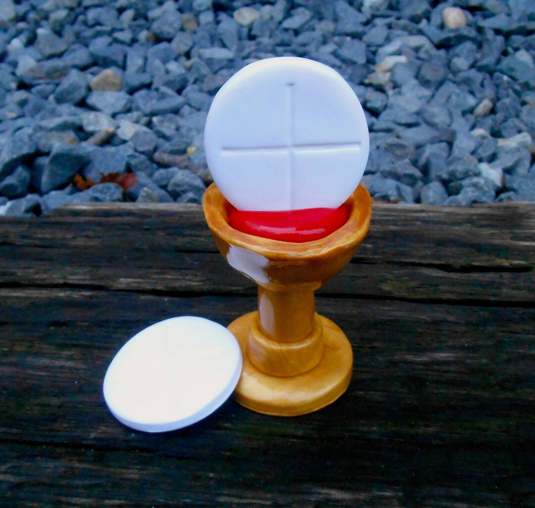 First Holy Communion Cake Topper, Eucharist, Chalice, Body and Blood of ...