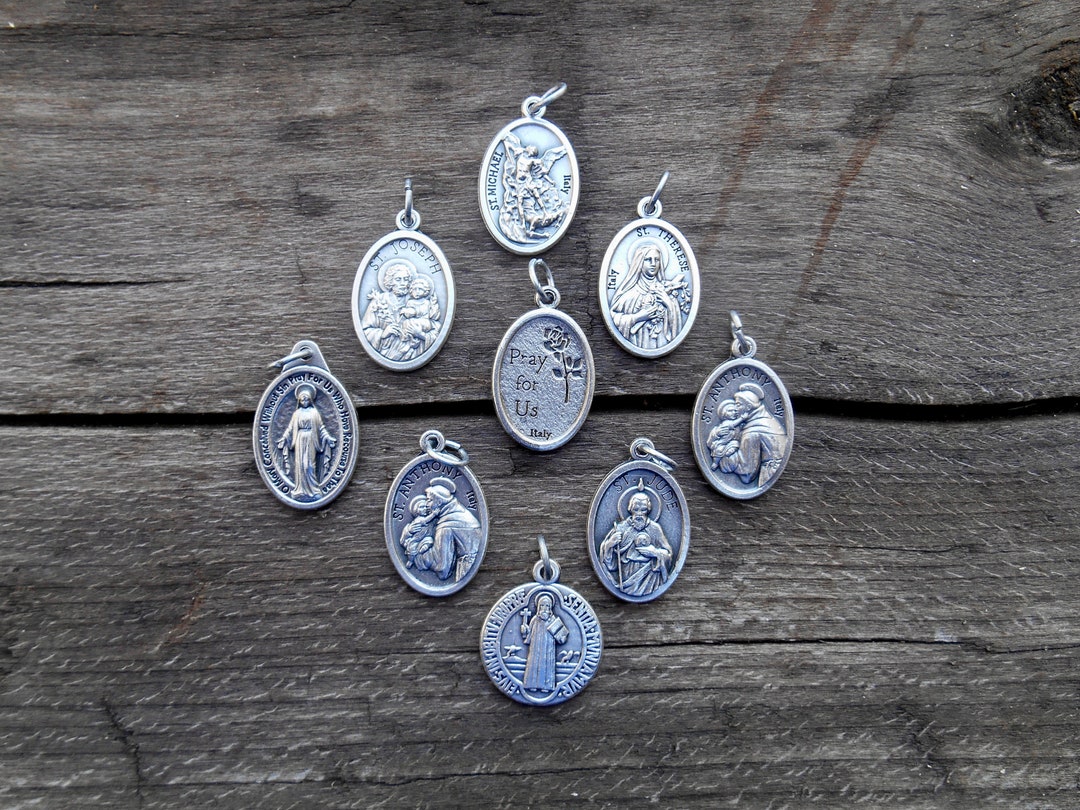 BEST SELLER! Saint Medals, Catholic Saint Charm, Sant Pendent, Necklace ...