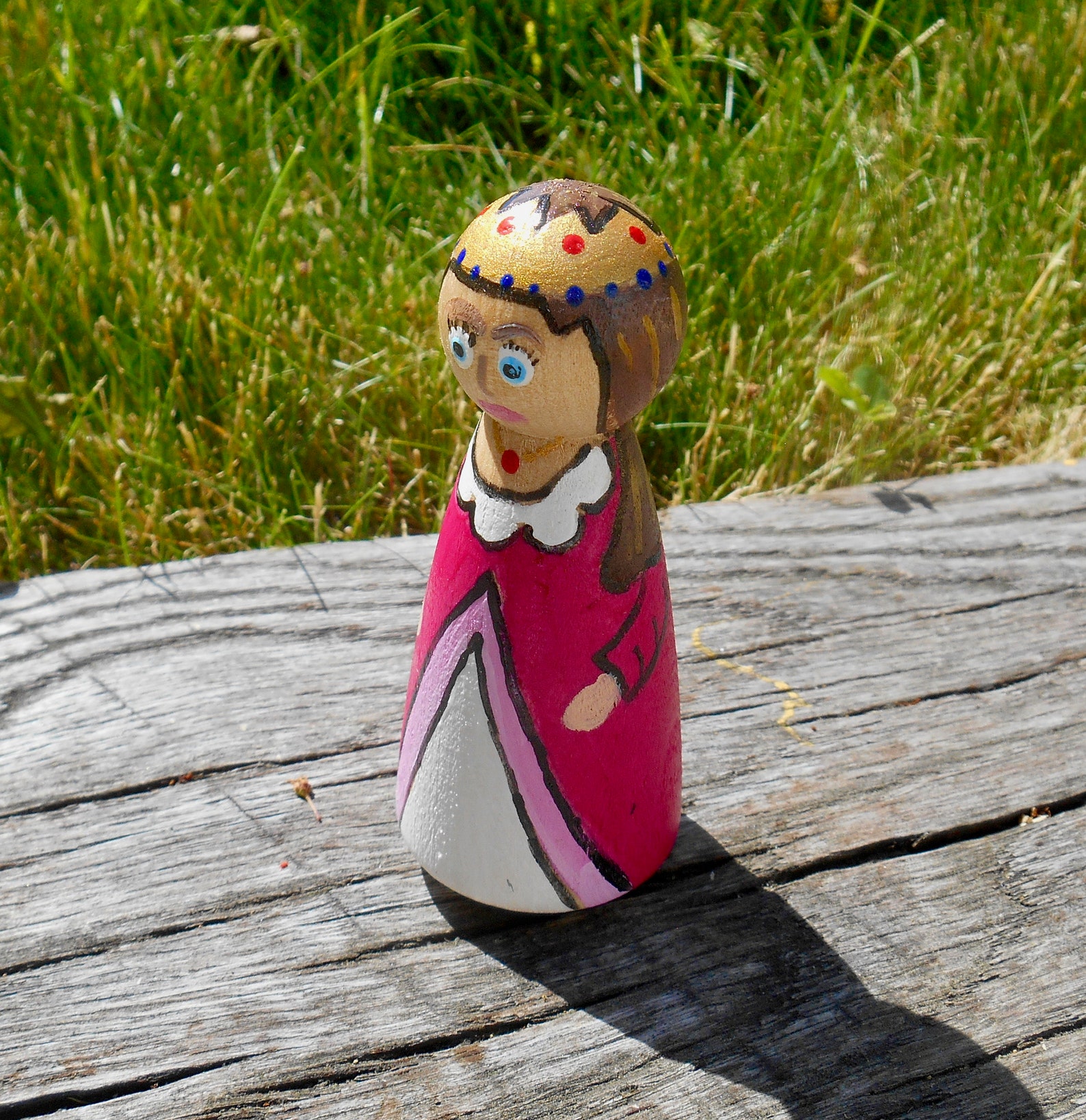 Princess Peg Doll Wooden Peg Queen Dollhouse Queen Medieval - Etsy