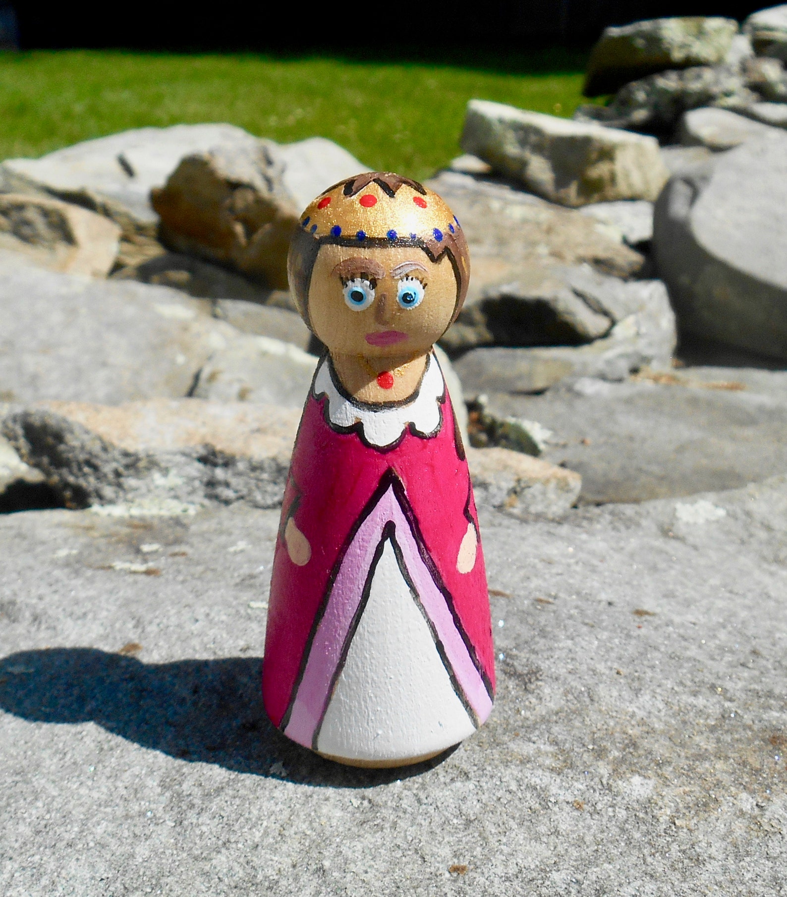 Princess Peg Doll Wooden Peg Queen Dollhouse Queen Medieval - Etsy