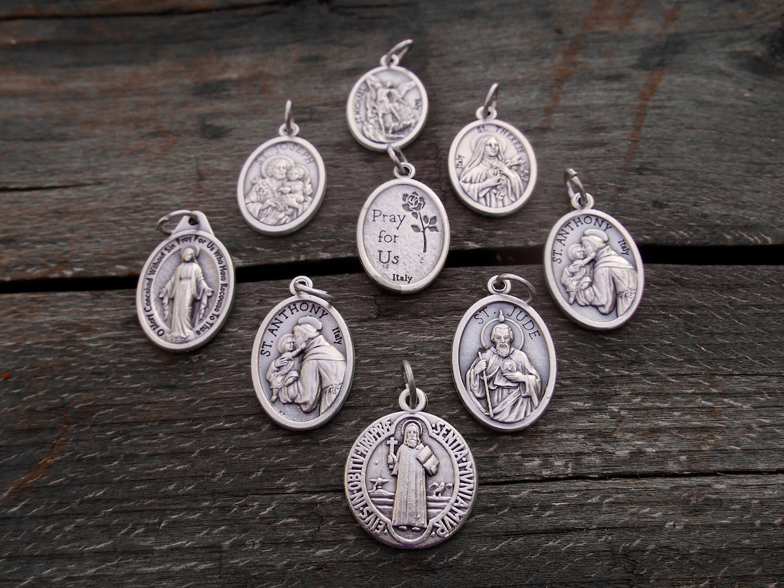 BEST SELLER Saint Medals Catholic Saint Charm Sant Pendent | Etsy