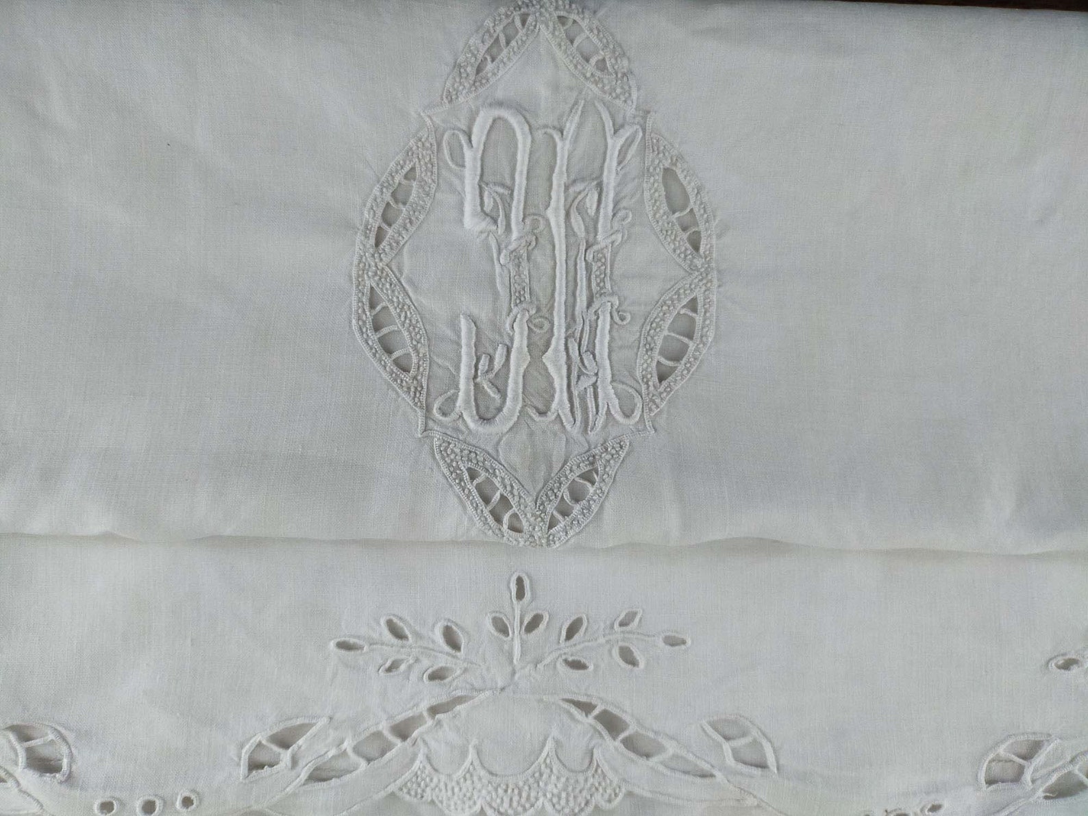 LUX Traditional French Sheet, Lace Embroidery, Hand Embroidered Linen ...