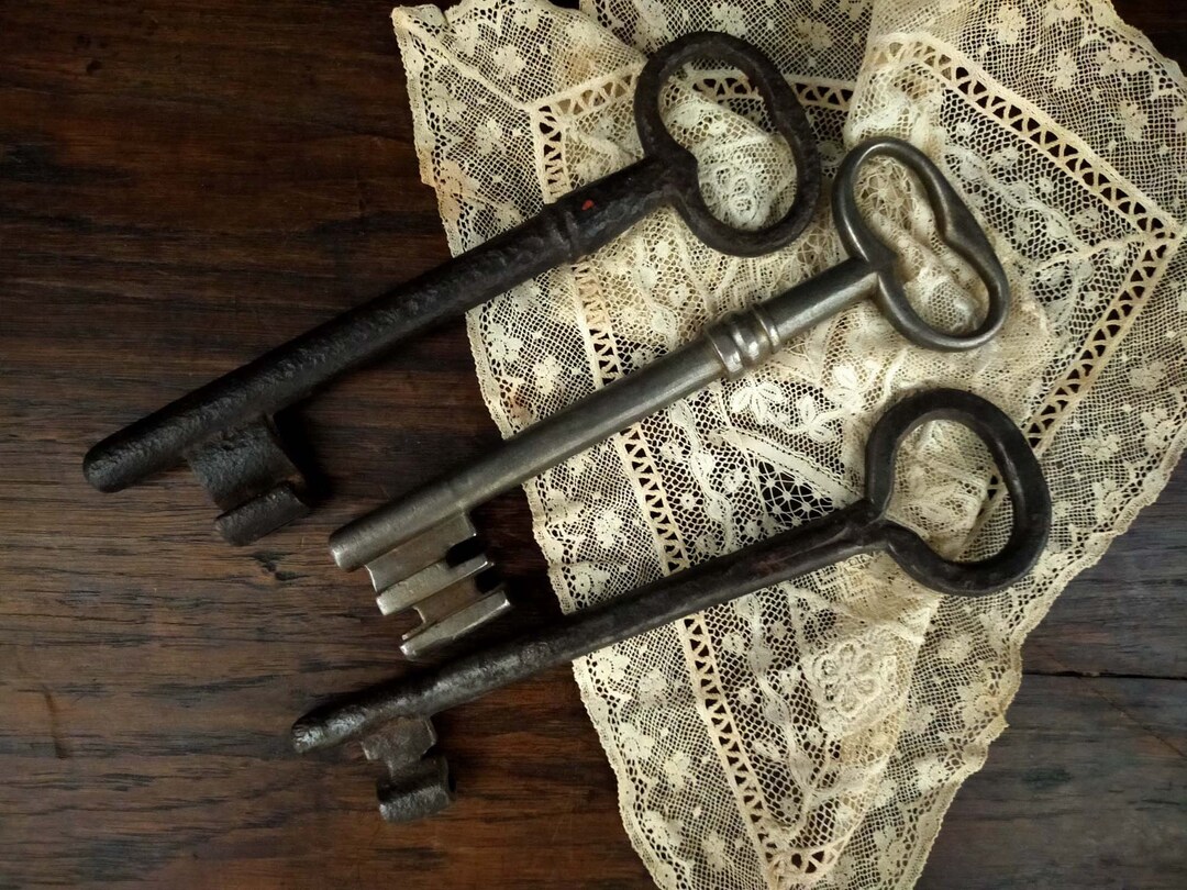 Large Antique Skeleton Keys for a Castle, the Antique French Key ...