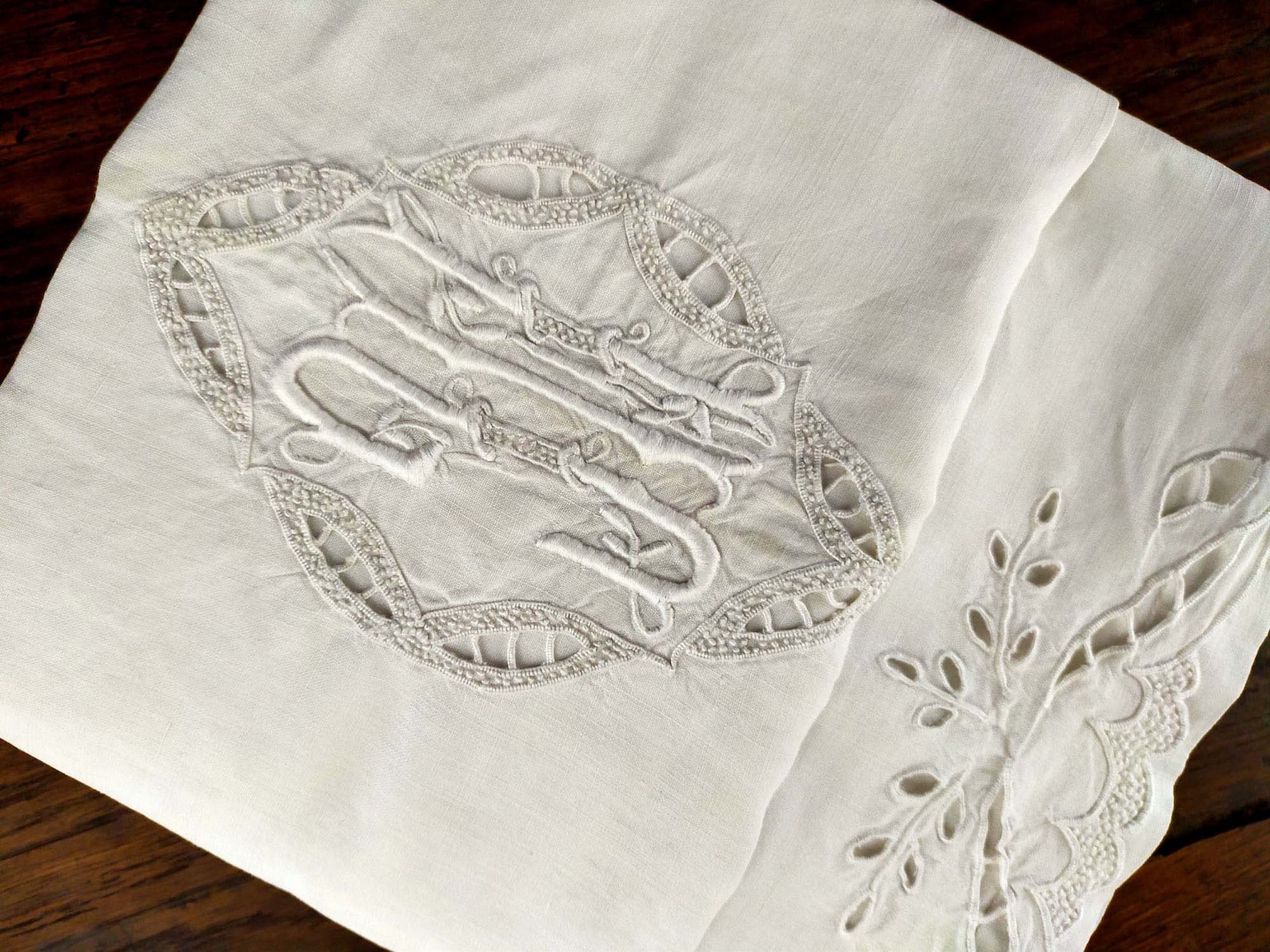 LUX Traditional French Sheet, Lace Embroidery, Hand Embroidered Linen ...