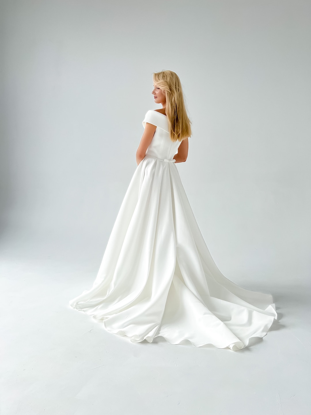 Royal Wedding Dress, Mikado Wedding Dress, Off-the Shoulder Wedding ...