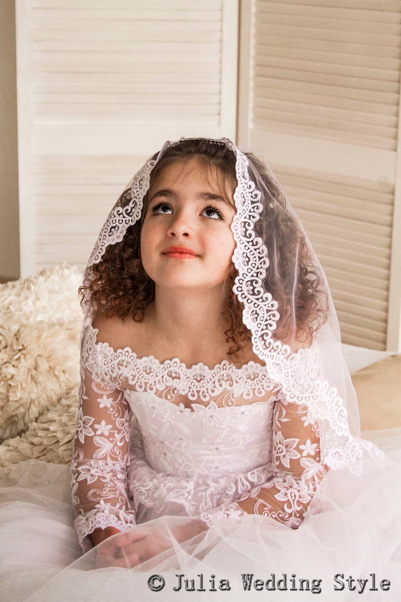 Communion Mantilla Lace Edged First Communion Veil for Children ...