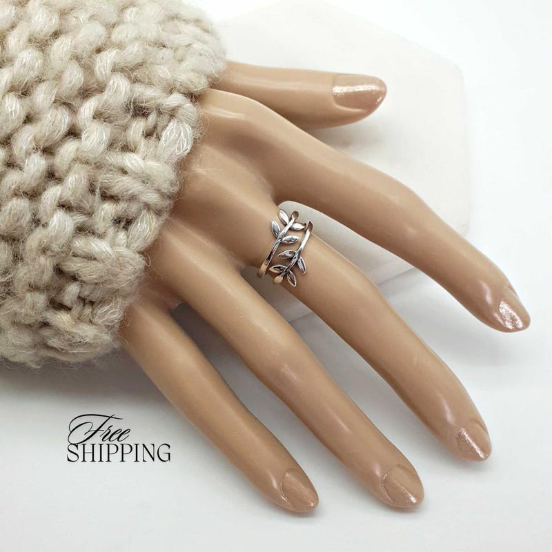 Vine Leaf Ring - Etsy