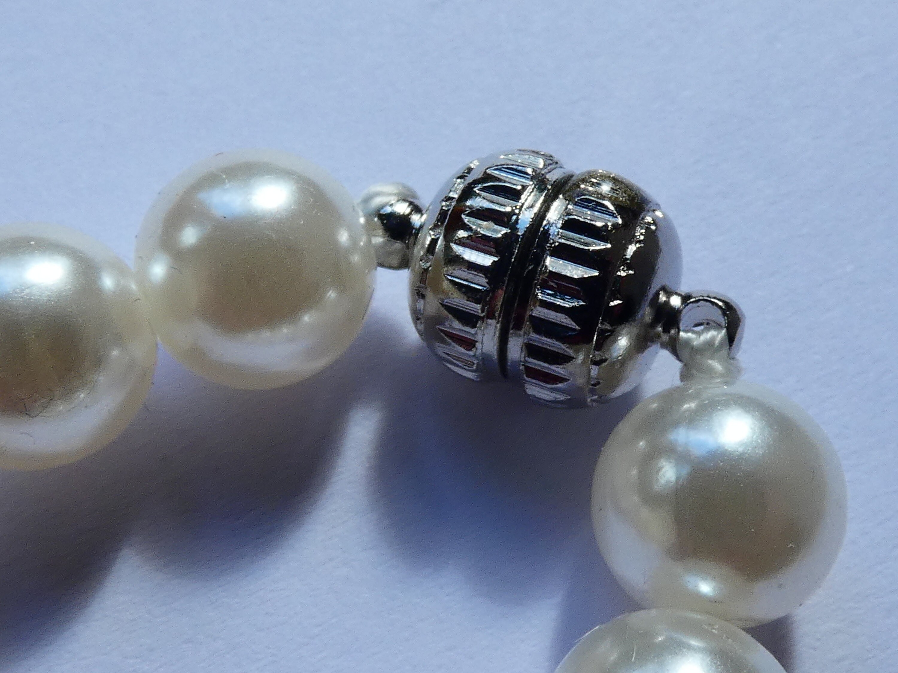 Pearl 'MAGNETIC CLASP' Necklace | Etsy