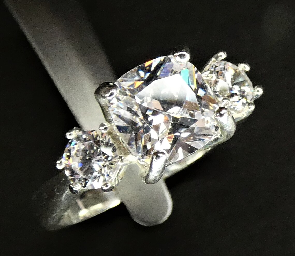 Meghan Markle Replica Engagement Ring - Etsy