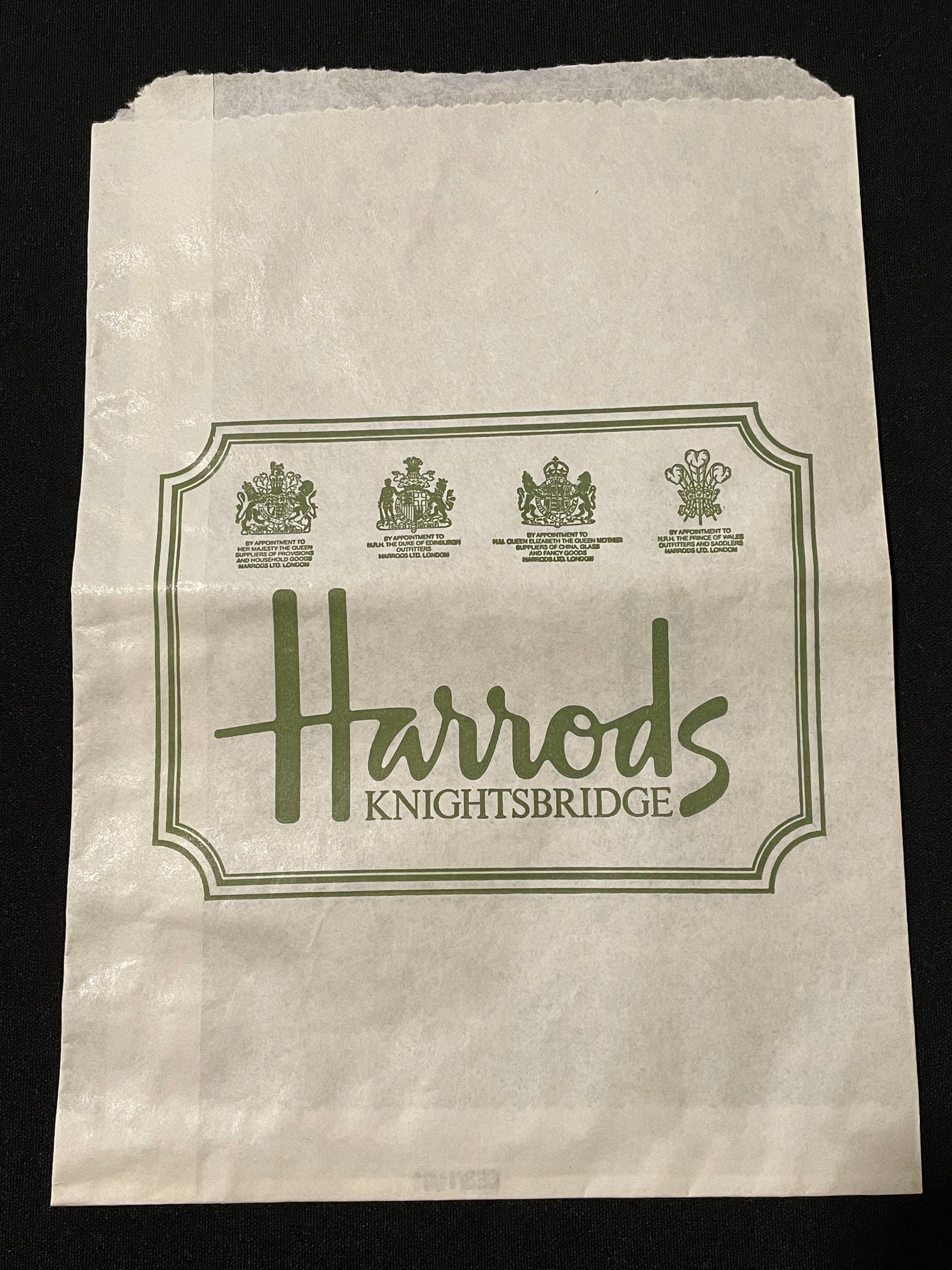 Harrods Knightsbridge Small Paper Merchandise Bag for Purchase, 8 1/2 ...