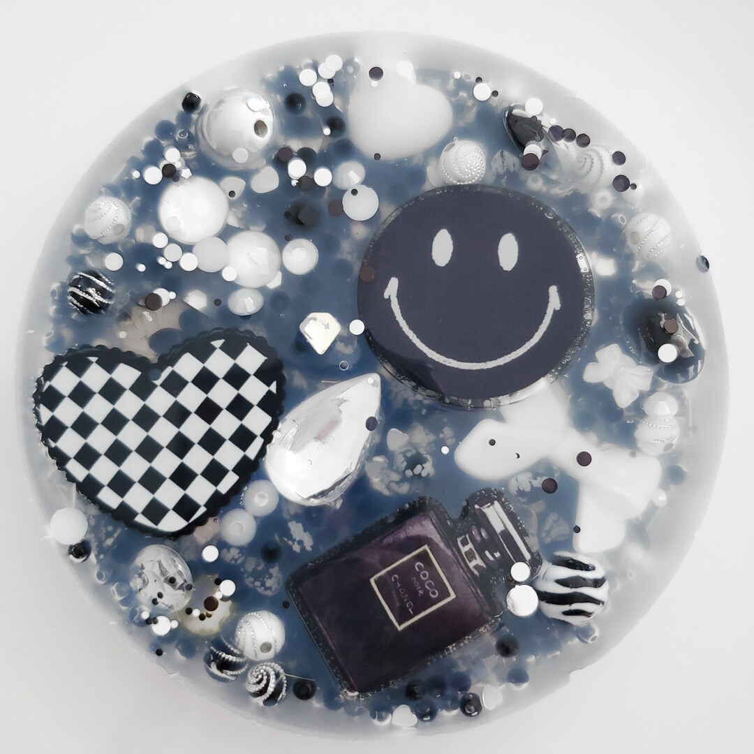 Perfume Black & White Picky Pad Charms Beads Round Silicone Sensory ...