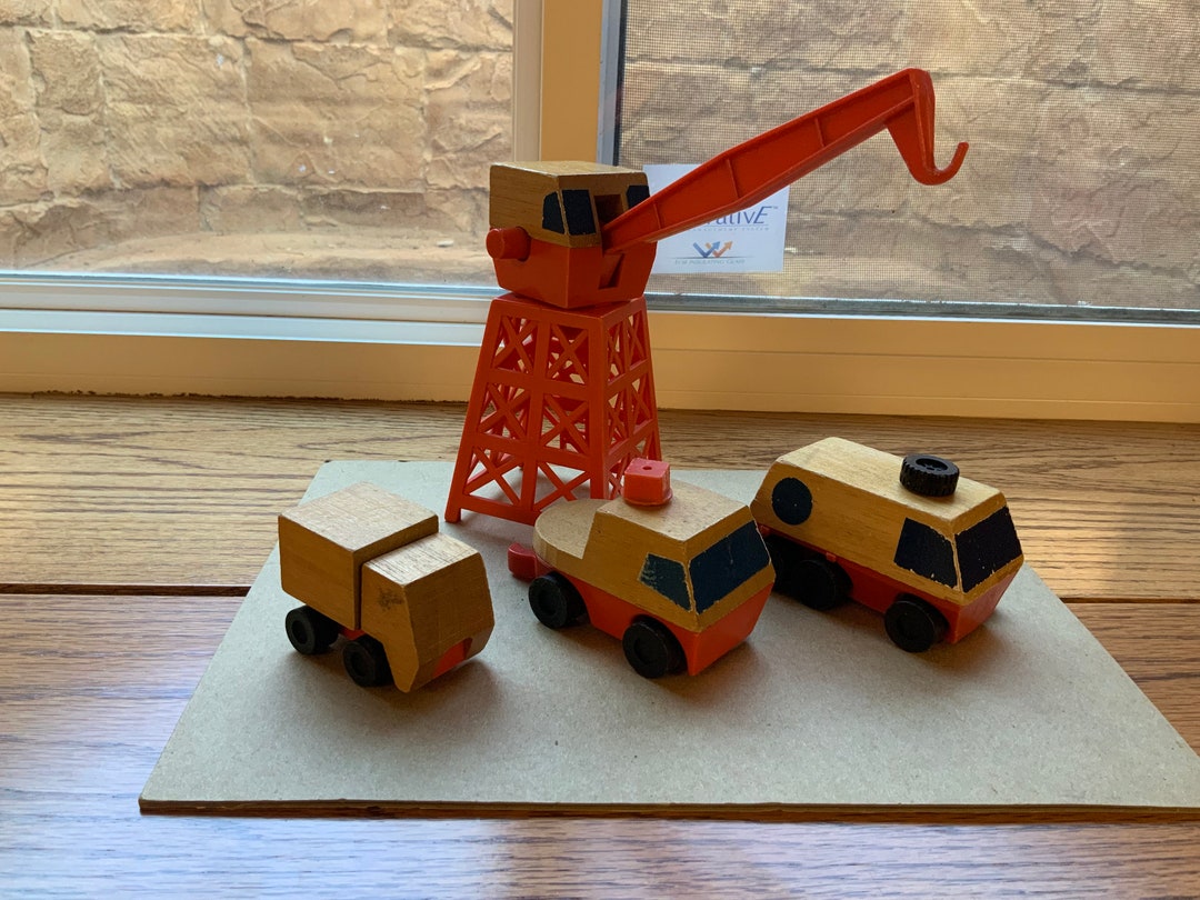 Vintage 1970’s Mattel Putt Putt Wood Trucks and Crane Wind up Vehicles ...