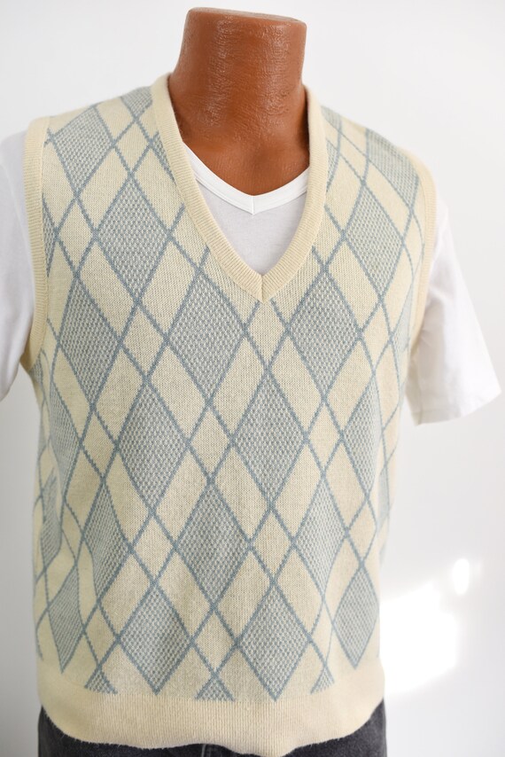 1970s Royal Jeff Sweater Vest - Gem
