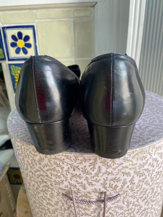 1940s CC41 black leather mod-heal shoes with large bo… - Gem