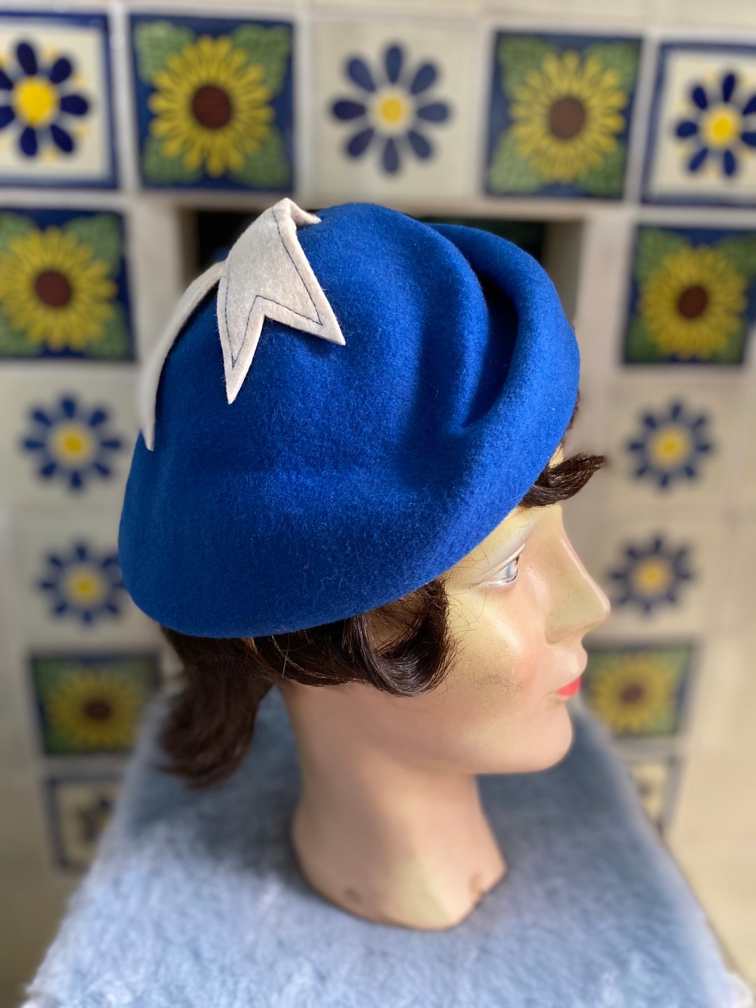 1930s 1940s Vintage Royal Blue Hat With White Felt Flash. One Size - Etsy