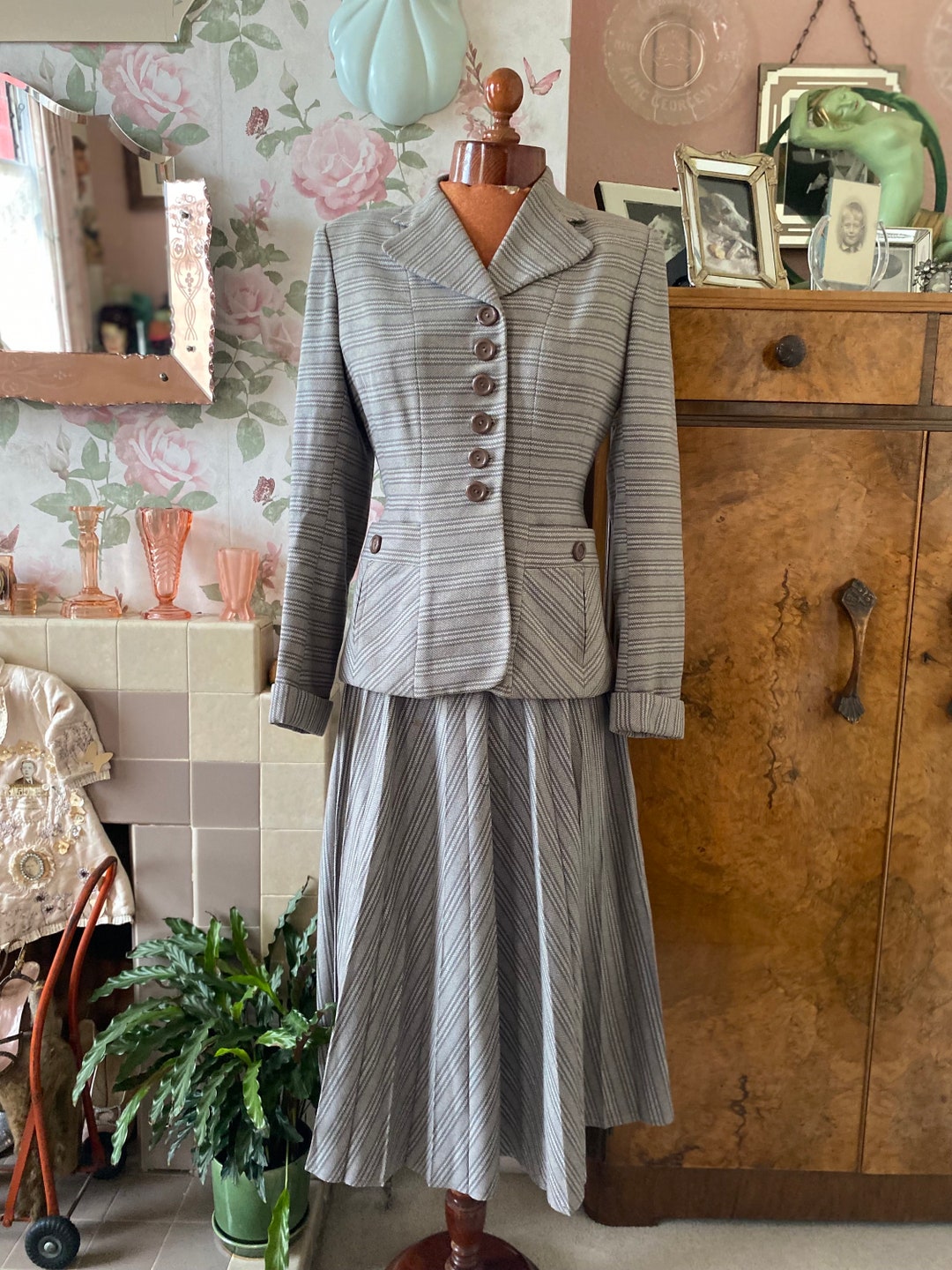 Vintage 1940s Iconic Brenner Sports Suit in Grey and Brown Striped Wool ...