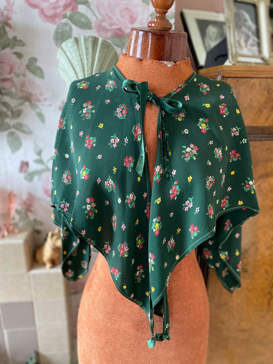 1930s Art Deco Vintage Green Floral Capelet. Vgc - Etsy