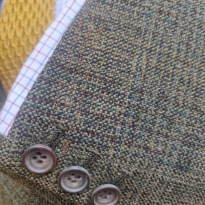 A Superb Bespoke 2-piece Tweed Suit, Heavyweight Green Thornproof Cloth. Dated 1975. Excellent ...
