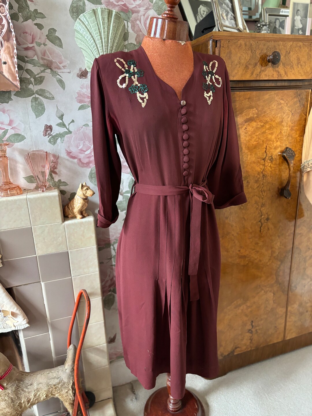 CC41 1940s Brown Crepe Dress With Sequin Detail. Waist 33 - Etsy