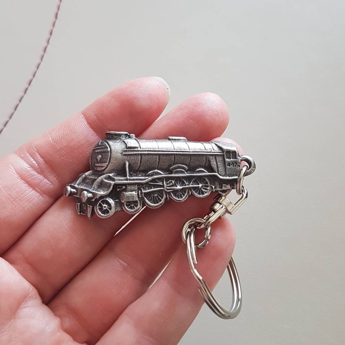 Pewter Steam Train Flying Scotsman Style Railway Keyring - Etsy UK