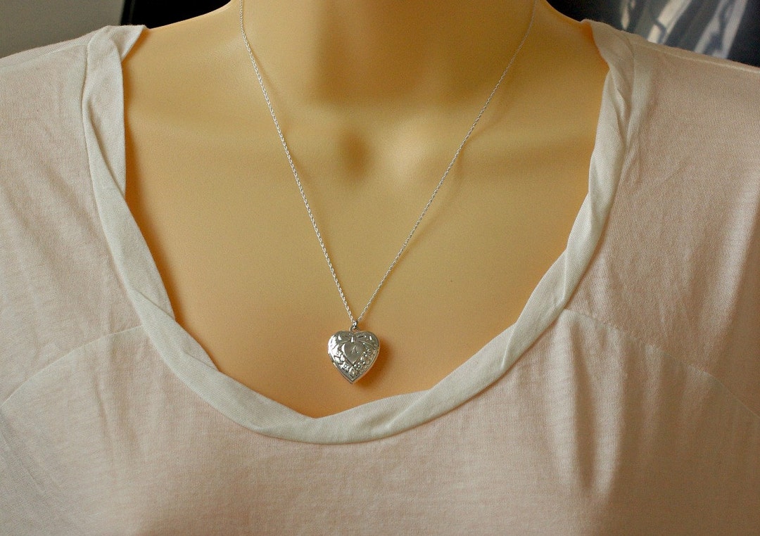 Personalized Heart Locket, Heart Locket Necklace, Personalized Locket ...