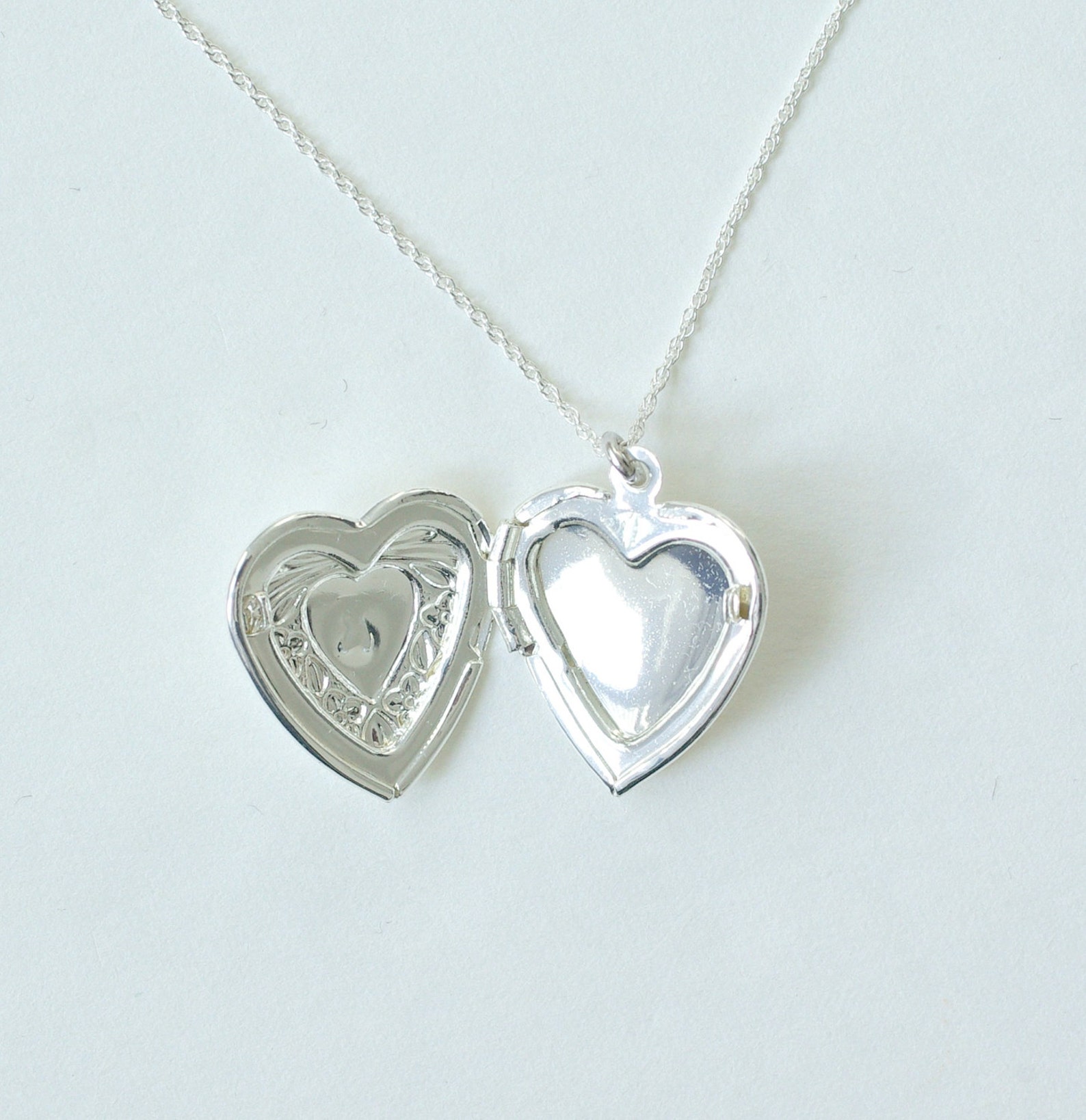 Custom Engraved Locket With Picture Personalized Heart Locket - Etsy