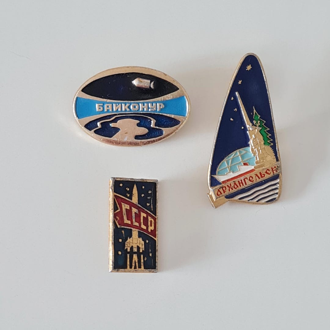 Cosmos Pin Set, Vintage Soviet Badges, USSR Cosmonaut, Yuri Gagarin ...