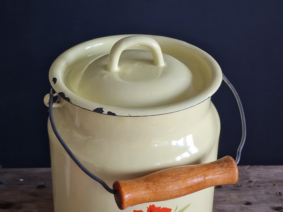 Vintage enamel milk can with lid Soviet Vintage made in the | Etsy