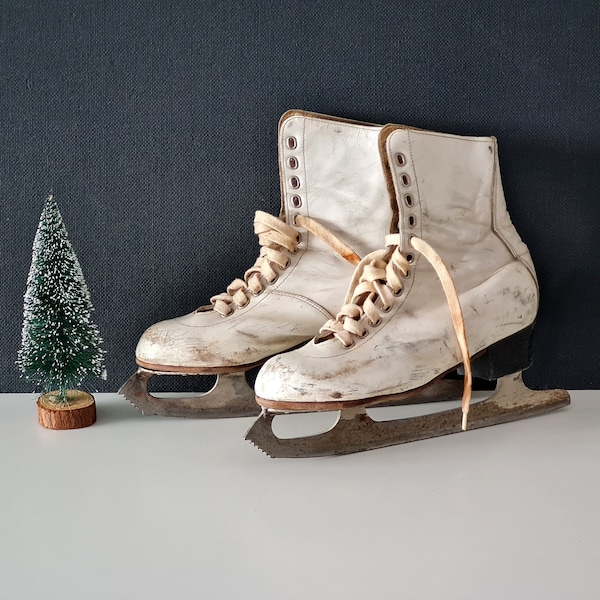 White Vintage Ice Skates - Etsy