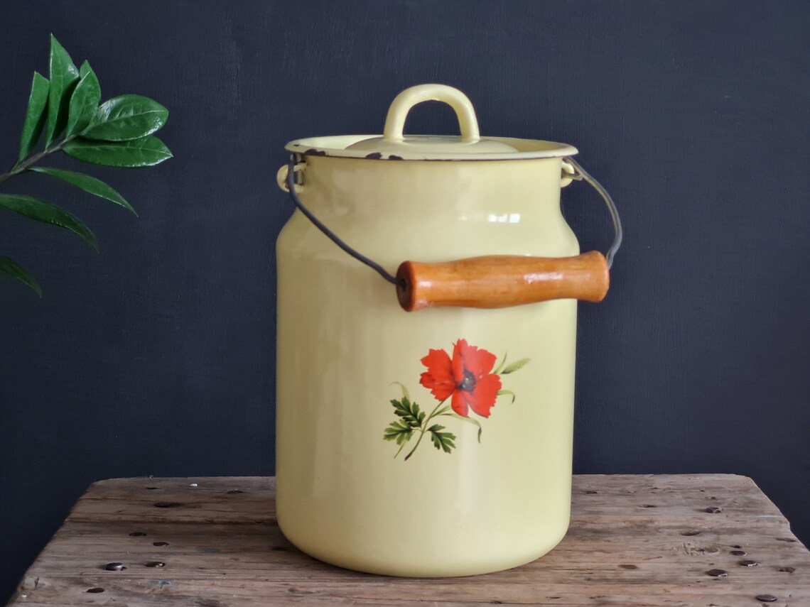Vintage enamel milk can with lid Soviet Vintage made in the | Etsy