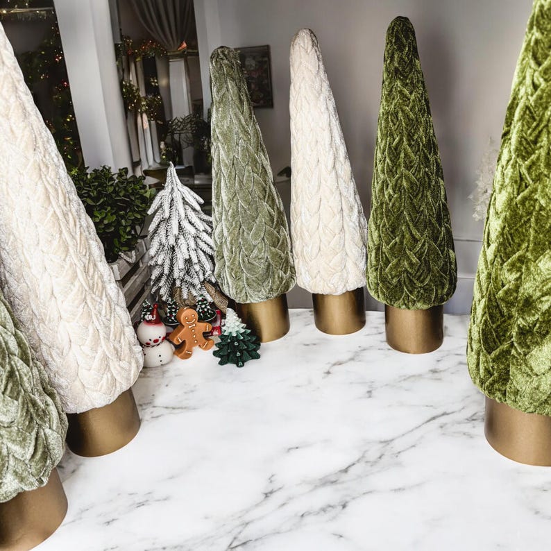 Velvet Christmas Trees, Velvet Tree Tabletop + Mantle Decor Ideas ...
