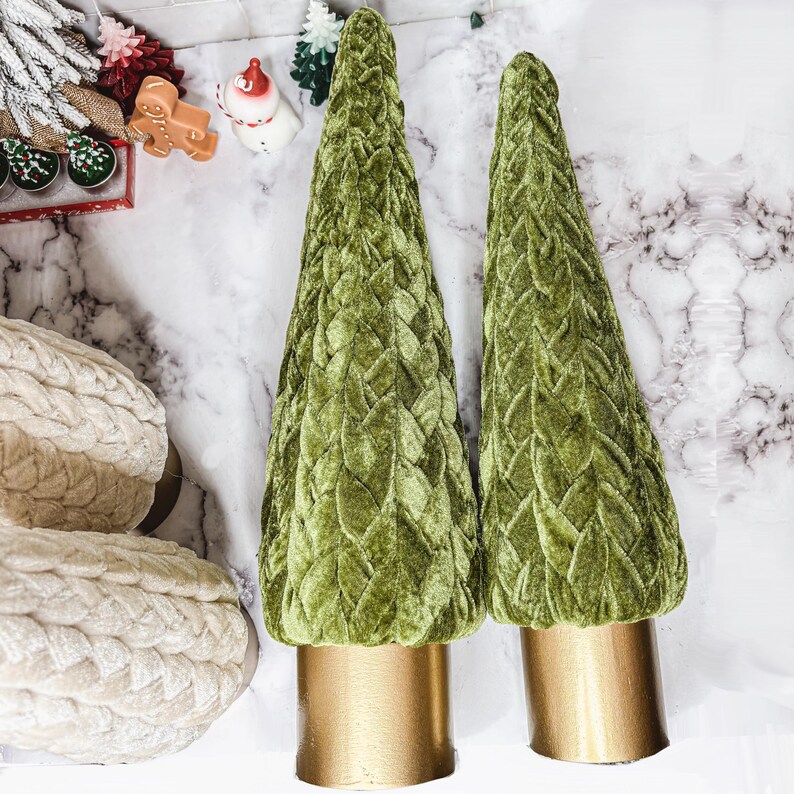 Velvet Christmas Trees, Velvet Tree Tabletop + Mantle Decor Ideas ...
