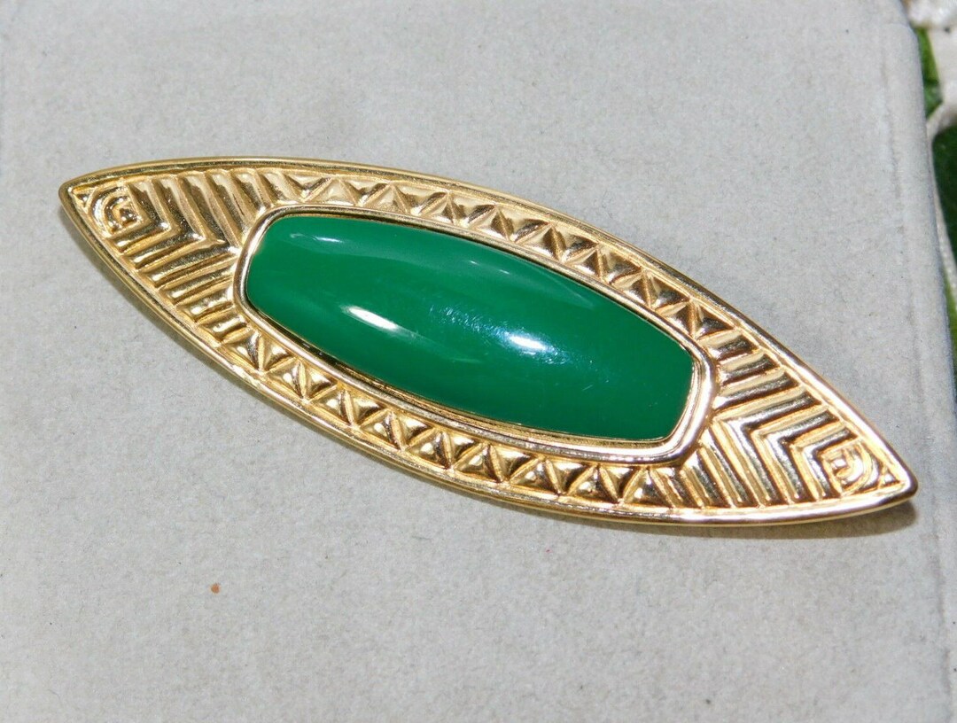 Vintage Monet Long Emerald Green Gold Tone Lapel Pin Brooch 11m 9 - Etsy