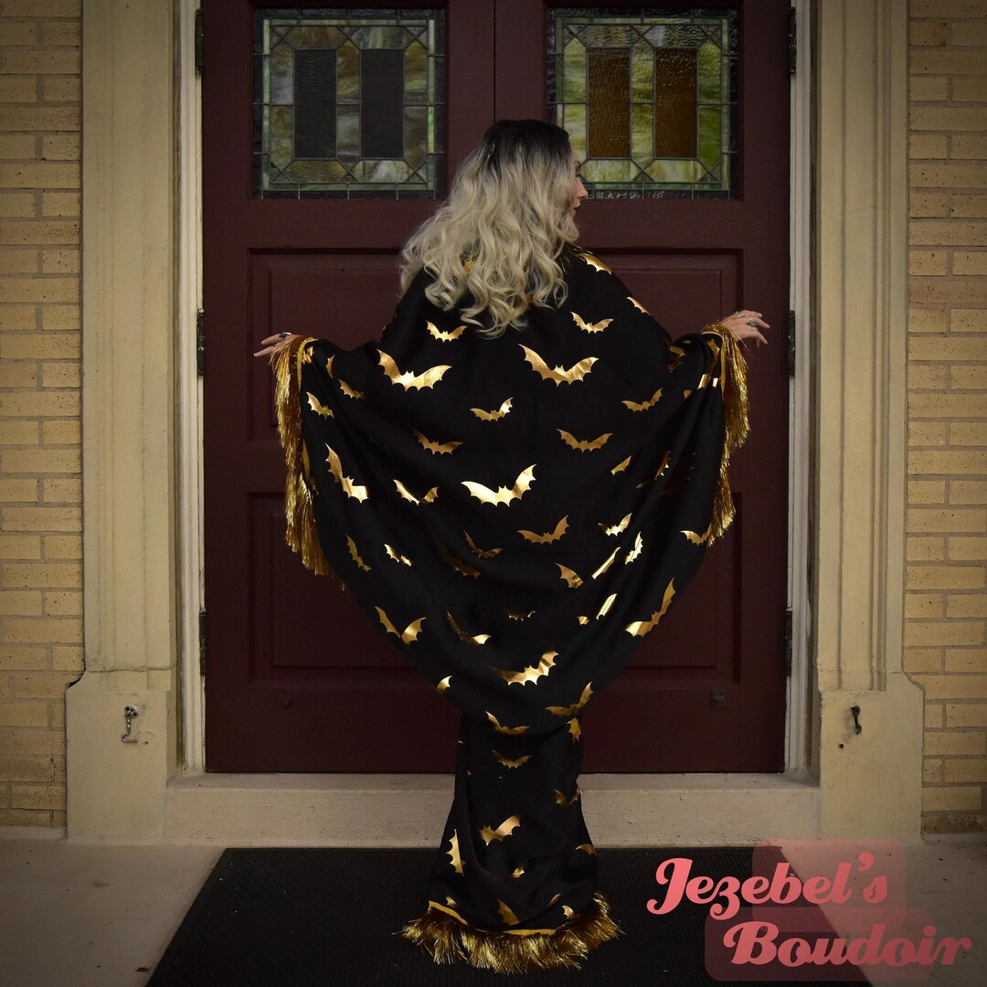 Golden Bats Kimono, Flowing Fringe Majestic Cocoon Dressing Robe, 1920s ...