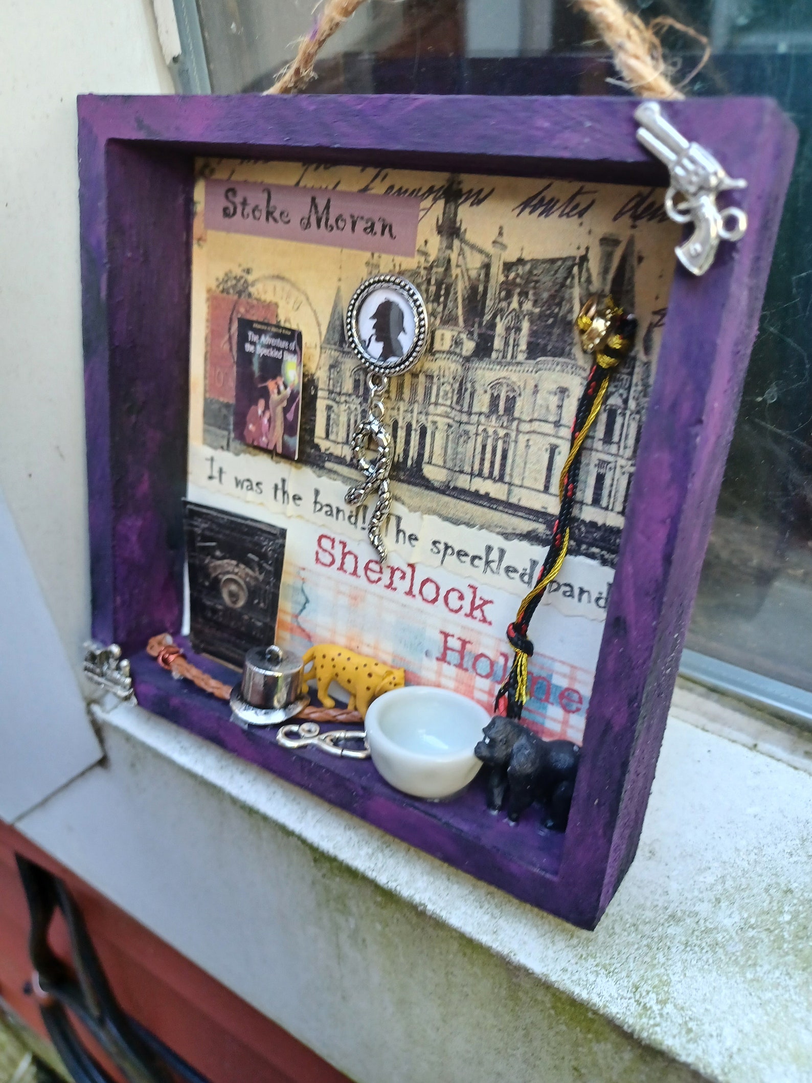 Sherlock Holmes Speckled Band Shadowbox - Etsy